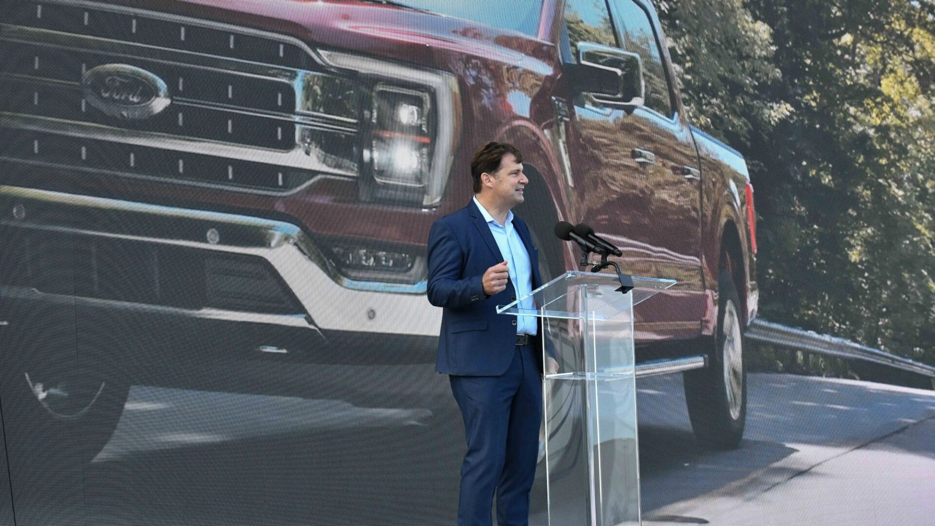 Le président de Ford en contradiction avec son offre actuelle de ...