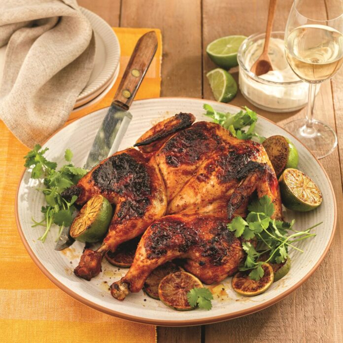 Poulet au chili en crapaudine style péruvien, sauce à la lime - Portail ...